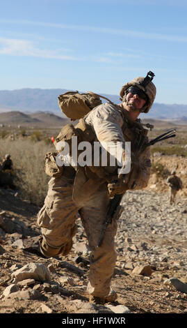Marines of an 81mm mortar platoon prepare for a weapons inspection ...