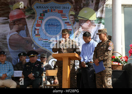 Mongolian Armed Forces Brig. Gen. D.Ganzorig and U.S. Air Force Col ...