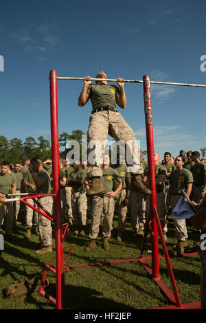Marines with 8th Communication Battalion compete in a round of tug-of ...