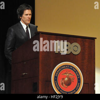 Actor Kevin Bacon speaks to a full house at Little Hall Theater on ...