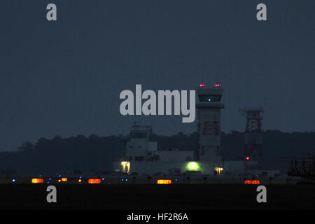 The Cherry Point MCAS Control Tower Stock Photo - Alamy