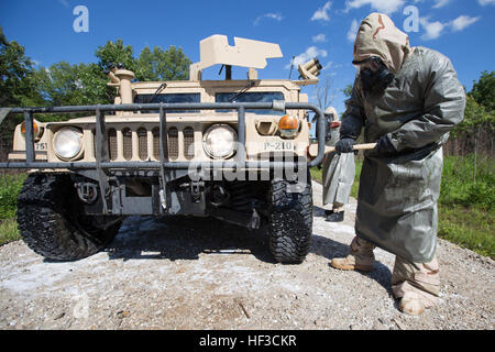 Soldiers assigned to the 3175th Chemical Company, 835th Combat ...