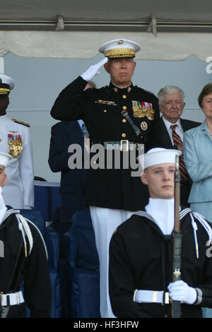 Gen. James T. Conway, the 34th Commandant of the United States Marine ...