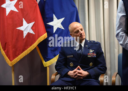 Promotion ceremony in honor of identical twins Army Maj. Whitney Jensen ...