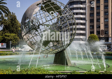 Refugee smugglers - 17/09/2015 - Turkey / Turkey / Izmir - Basmane ...