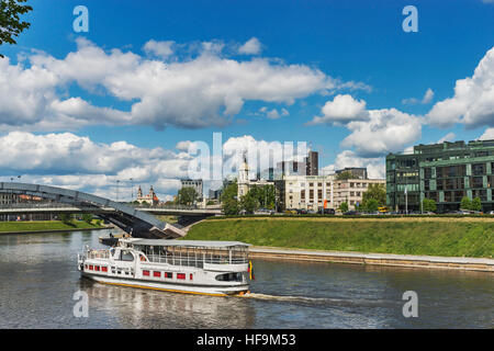 River Neris in the Lithuanian capital city of Vilnius Stock Photo - Alamy