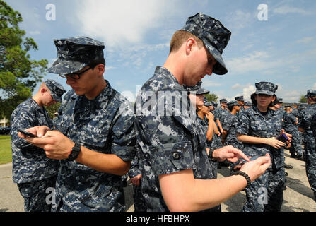 PENSACOLA, Fla. (Aug. 25, 2012) Air Force Lt. Col. Tim "TJ." Moser ...