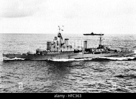 HMS Bermuda (C52) underway in the North Atlantic 1961 Stock Photo - Alamy