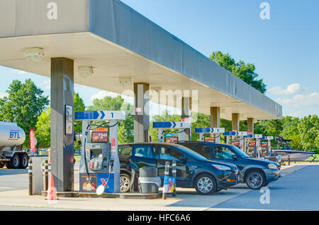 Joint Base Anacostia-Bolling Express drives for value at the pump ...