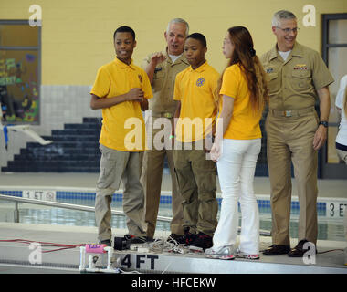 Rear Adm. Matthew Klunder and Vice Adm. David Architzel guide SeaPerch ...