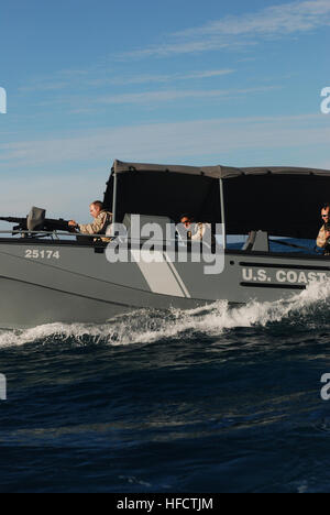 GUANTANAMO BAY, Cuba - Members of Coast Guard Port Security Unit 307 ...