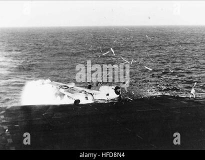TBF ramp strike on USS Solomons (CVE-67 Stock Photo - Alamy