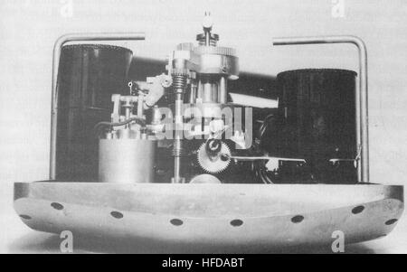 Torpedo exploder Mark 6 Mod 1 Stock Photo - Alamy