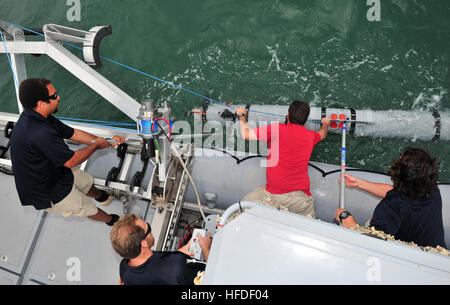 Unmanned Underwater Vehicle Operations 130501 Stock Photo - Alamy