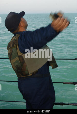 USS Firebolt (PC 10) crew conduct maritime rescue of Somali refugees ...