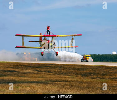 US Navy Kent Shockley and his jet truck ShockWave, race Gene Soucy's ...