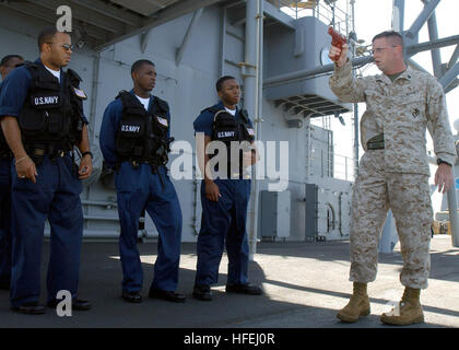 US Navy U.S. Marine SSgt Gregory Hoover from Waverly, N.Y., instructs ...
