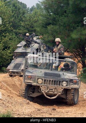 US Navy SEALS receive tactical mobility training from Naval Special ...