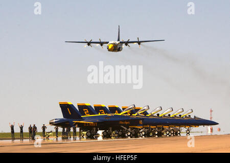 US Navy Maj. Len Anderson begins the High Performance Climb on takeoff ...