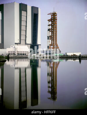 Apollo 15 rollout (1971 Stock Photo - Alamy