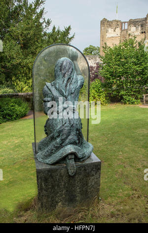 Detail of 'Alice Through The Looking Glass' sculpture by Jean Argent in ...
