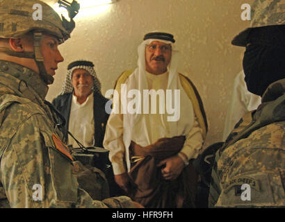 Baqubah, Iraq - US Army armored truck Stock Photo - Alamy