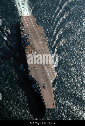 US Navy USS Roosevelt - vertrep Stock Photo - Alamy