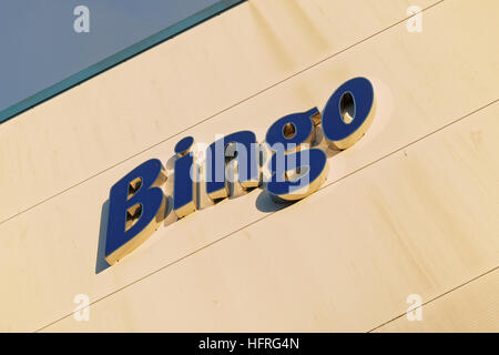mecca bingo drumchapel signs Stock Photo - Alamy