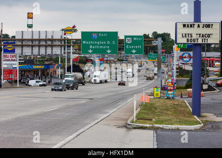 Breezewood, Pennsylvania. Traffic Heading to the Pennsylvania Turnpike ...