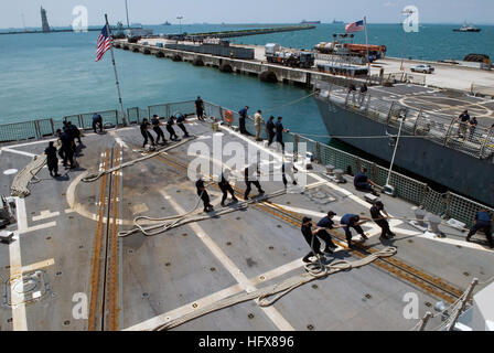 USS Kidd (DDG 100), USS Preble (DDG 88 Stock Photo - Alamy