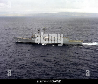 A port beam view of the frigate USS BRONSTEIN (FF-1037) underway. Base ...