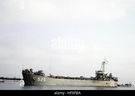 USS Caroline County (LST-525) 1967 Stock Photo - Alamy