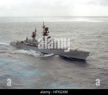 A starboard bow view of the guided missile cruiser USS STERRETT (CG-31 ...