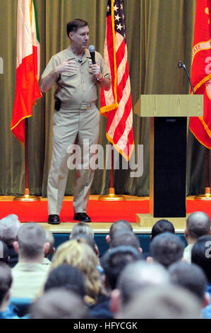 The Chief of Naval Operations addresses Sailors and Marines at Naval ...
