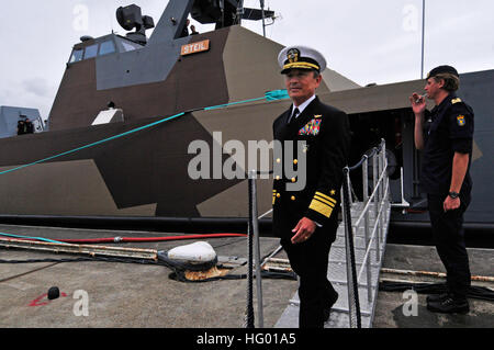 Adm. Harry Harris, Commander, U.S. Pacific Command, speaks at the U.S ...