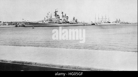USS Dewey (DLG-14) at Kiel (Germany) in 1961 Stock Photo - Alamy