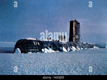 USS Skate (SSN-578) surfaced in Arctic - 1959 Stock Photo - Alamy