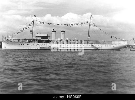 USS Isabel (PY-10) in the Dewey dry dock at Olongapo Naval Station ...