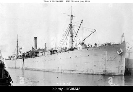 USS Texan (ID-1354 Stock Photo - Alamy