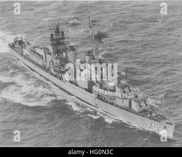 USS Wallace L. Lind (DD-703) at Venice c1949 Stock Photo - Alamy
