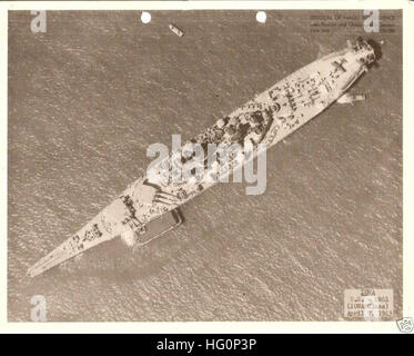 The USS Iowa, an Iowa-class battleship, is depicted in a stereogram ...