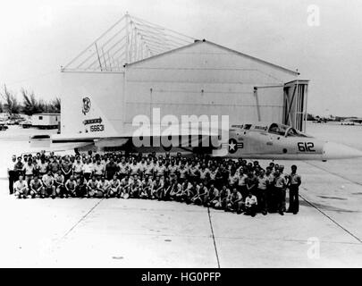 US Navy RVAH-5 personnel group with RA-5C 1977.jpg Stock Photo - Alamy