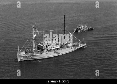 USS Preserver (ARS-8 Stock Photo - Alamy