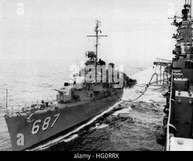 USS Uhlmann (DD-687 Stock Photo - Alamy