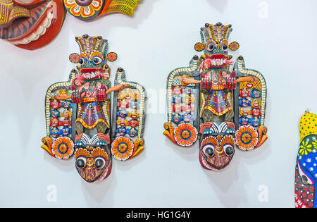 Sri Lanka Crafts Maha Kola Sanni Medicine Mask by L A Dayanada Stock ...