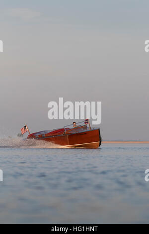 Turning Fast Boat in lake Stock Photo - Alamy