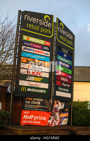 Riverside retail park Northampton Fairground way Stock Photo - Alamy