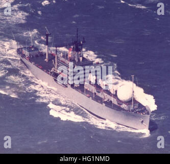 USNS Range Sentinel (T-AGM-22 Stock Photo: 48085569 - Alamy