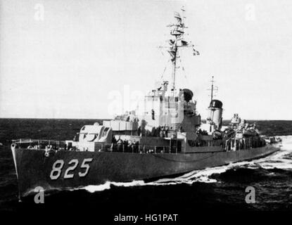 USS Carpenter (DDE-825) was a United States Navy Gearing-class ...