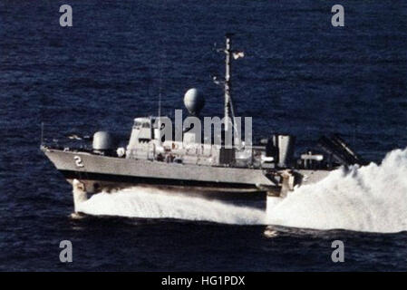 USS Hercules (PHM-2) underway in 1984 Stock Photo - Alamy